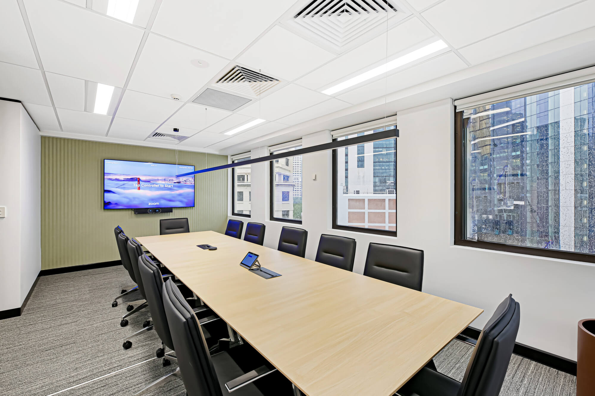 Kyle House is one of Sydney's best examples of the Art Deco Skyscraper ...